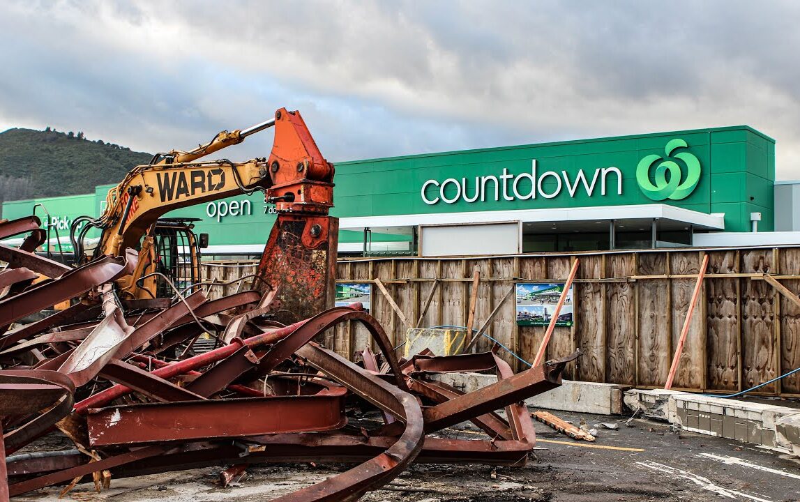 Wainuiomata Countdown Shopping Centre Demolition | WAINUIOMATA .NET